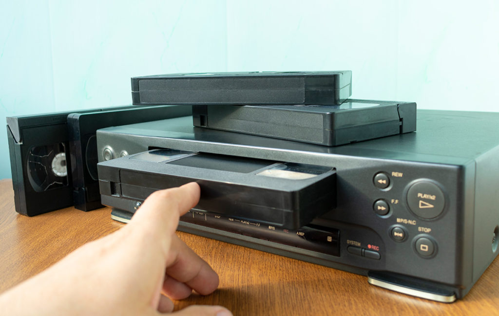 Videocassette recorder - Rewind TV