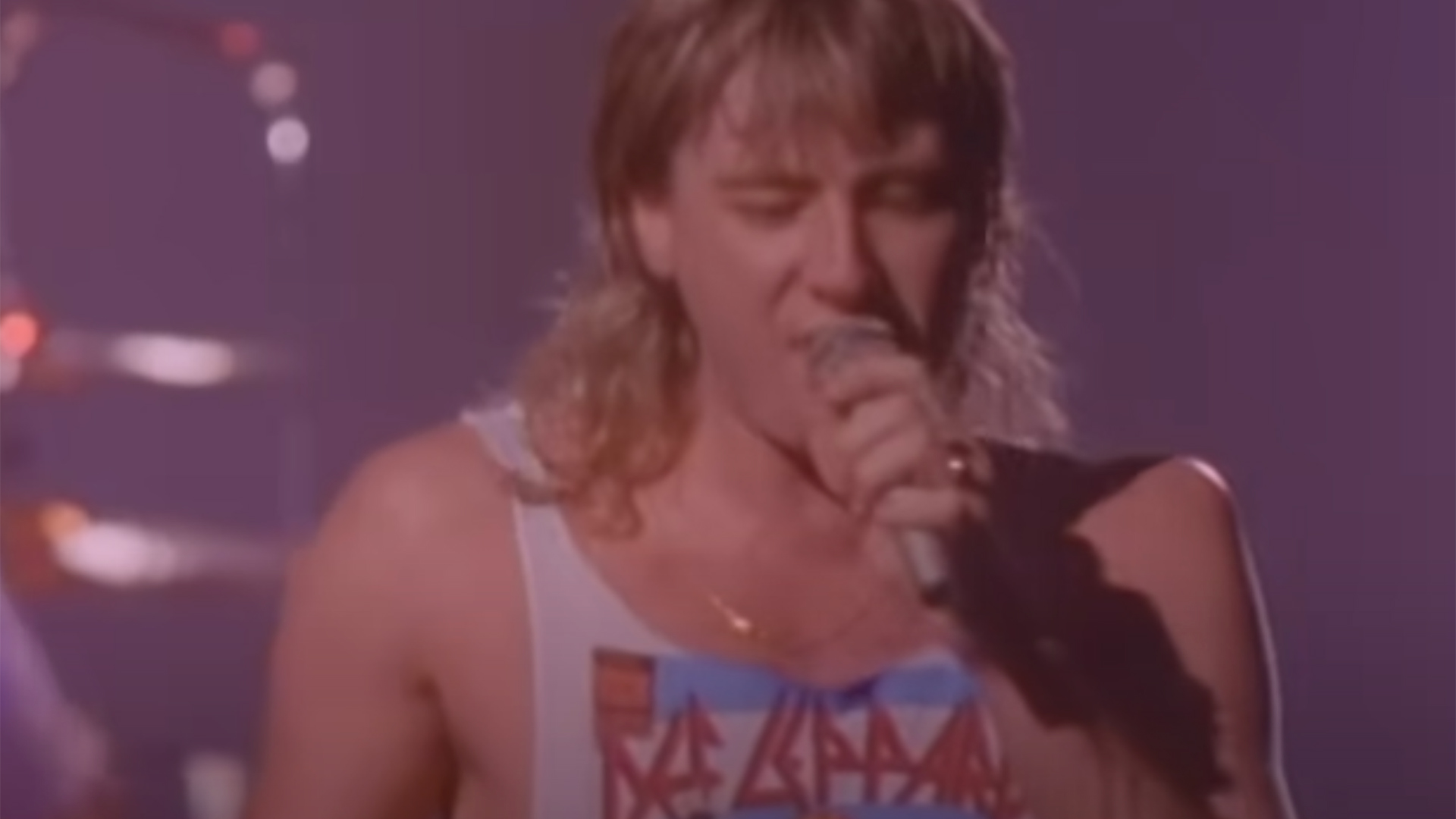 DEF LEPPARD - "Pour Some Sugar On Me" - Rewind TV